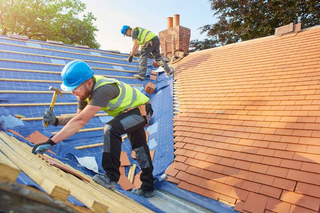 Roofer Near Me in South Bend, IN | A&M Home Services